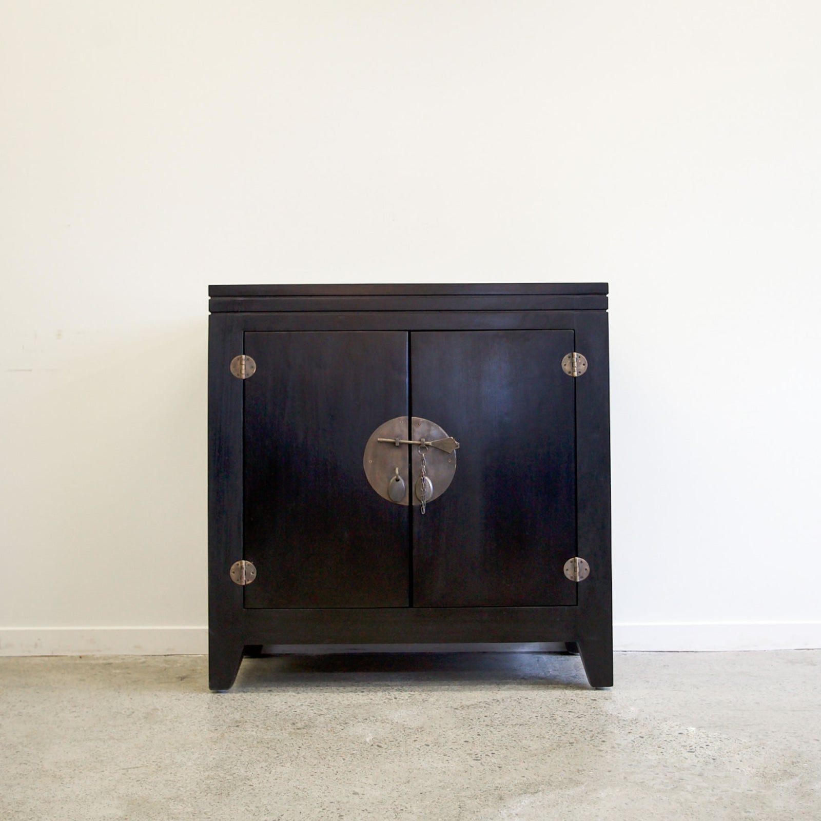 Oriental Sideboard 2 Door | JAVA – Java Furniture